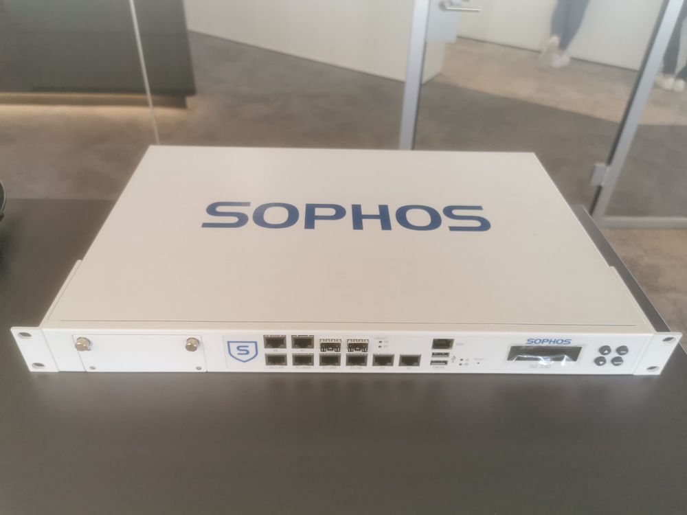 Sophos SG 330 rev.1 | Kaufen auf Ricardo