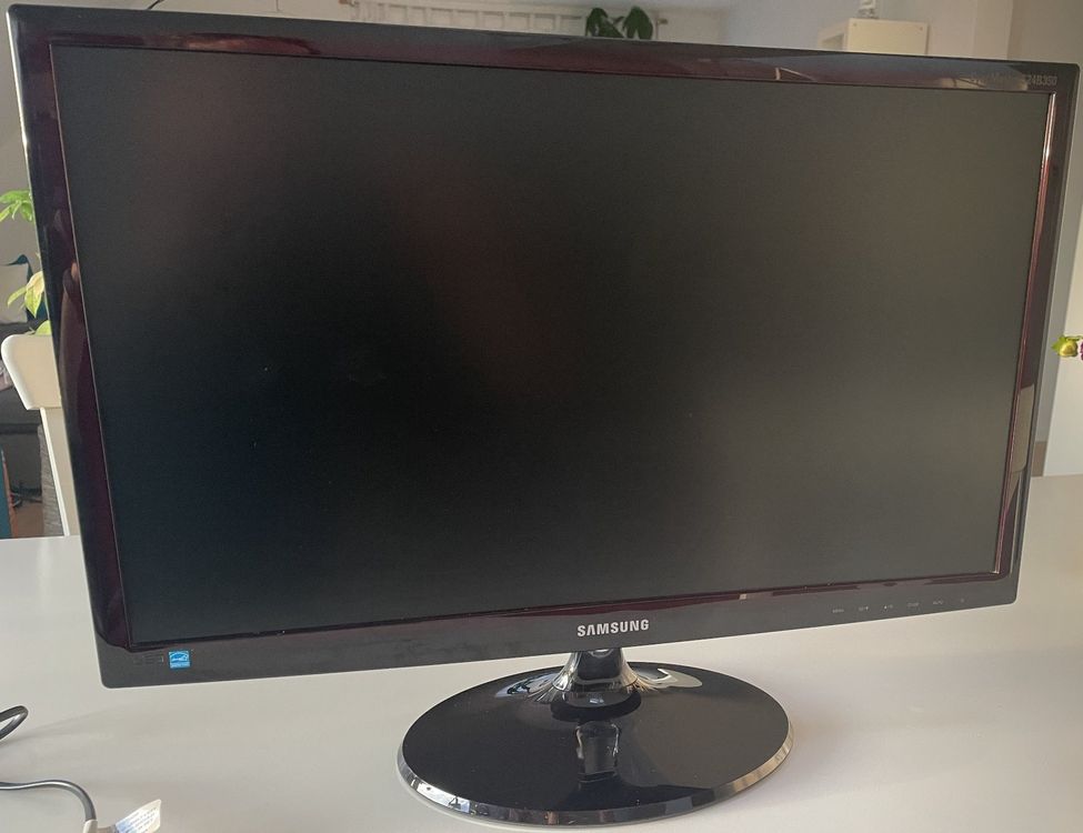 Samsung 24 Zoll TFT-Monitor | Kaufen auf Ricardo