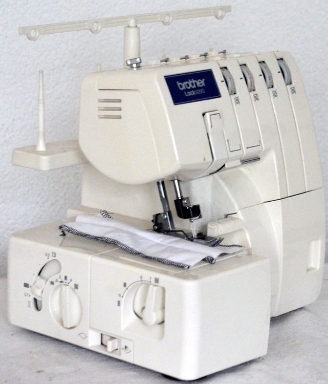 Nähmaschine Brother Lock929D overlock machine à coudre | Kaufen auf Ricardo