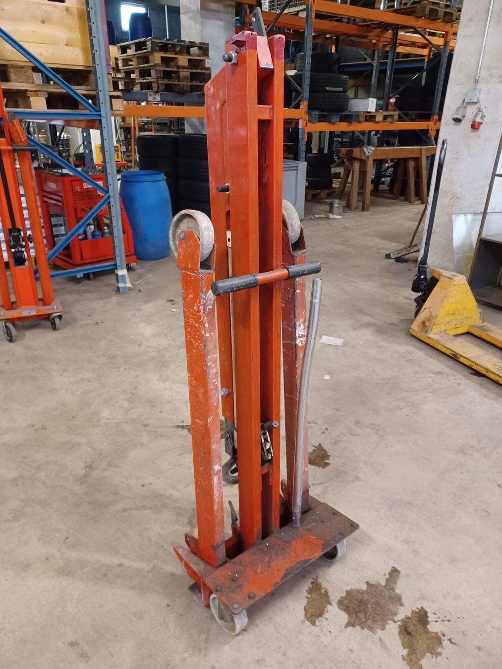 FACOM WG150 Stapler / Heber für Werkstatt & Lager (Gebraucht) in ...