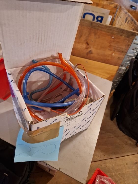 Vom Konkursamt Oberwallis: 1x DeLaval Dosing sensor kit C200 | Kaufen ...