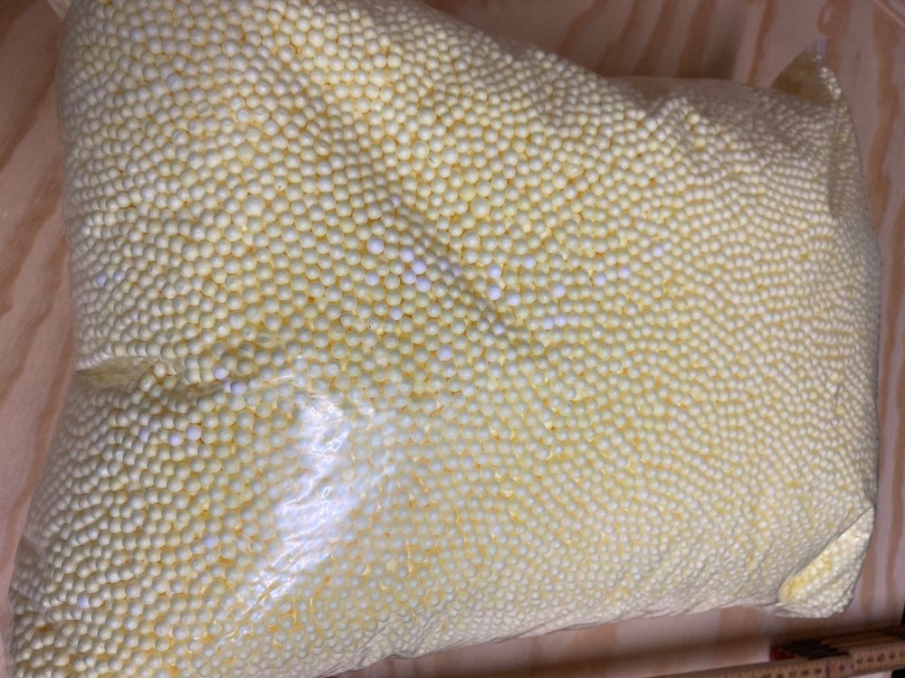 50g hellhelbe Styroporkügelchen im Ikea Sack | Kaufen auf Ricardo
