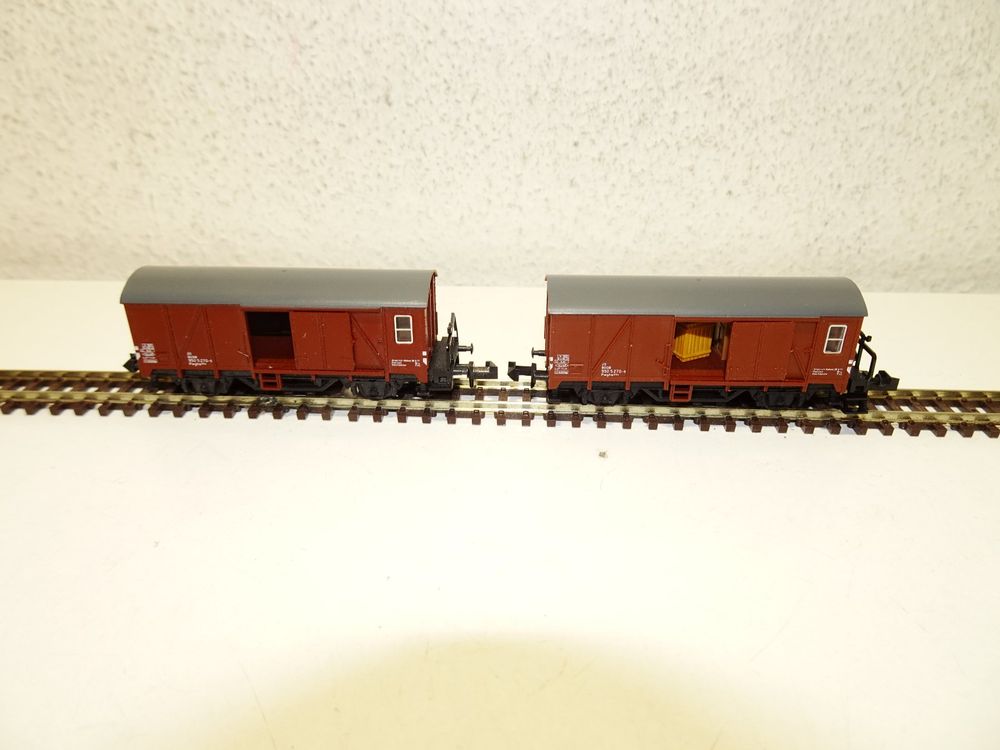 2 Minitrix Güterwagen DB 270-9 Schiebetüren Spur N (6) (Gebraucht) in ...