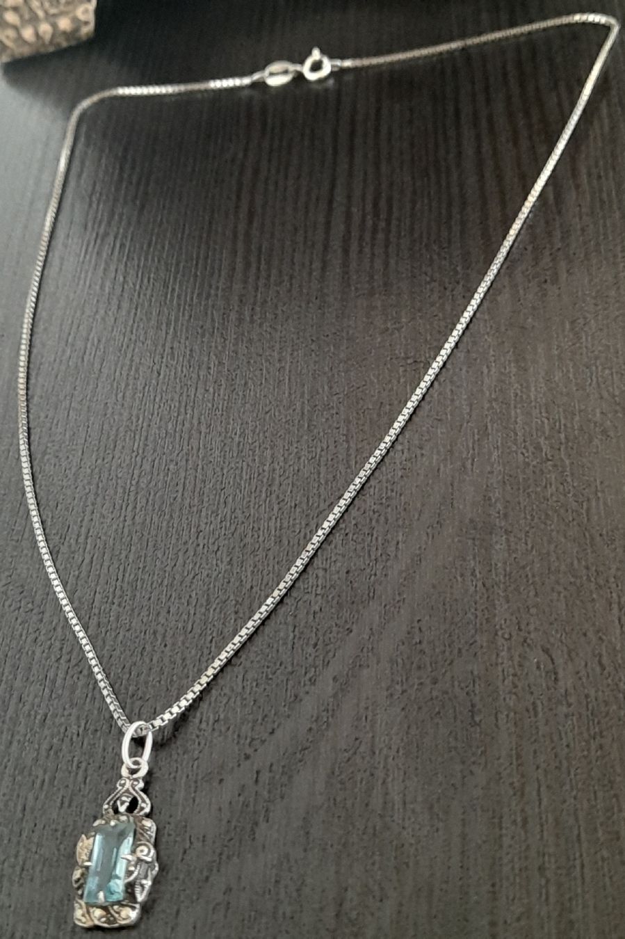 Collier ancien en argent 830,et 925 avec un topaze bleu. (D'occasion) à ...
