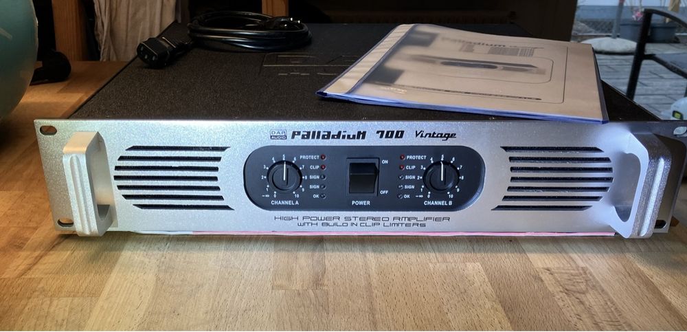 DAP Palladium 700 Vintage Endstufe mit 2x350W / 1x700W RMS (Gebraucht ...