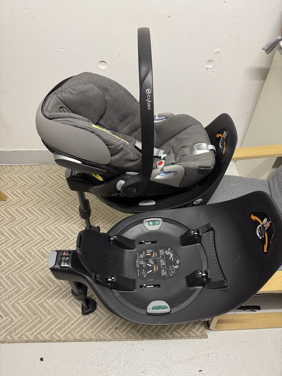 Cybex Cloud Z i-Size Babyschale mit 2 Base Z-Stationen, Grau (Gebraucht ...