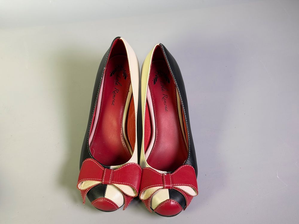 Pump's, Anna Remondi, Grösse 38, Vintagestil (Gebraucht) in Schönenwerd ...