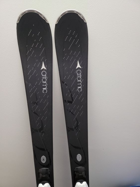 Damen Ski ATOMIC CLOUD 9 nine, BLACK, piste rocker (Gebraucht) in Baar für CHF 40 – nur Abholung ...