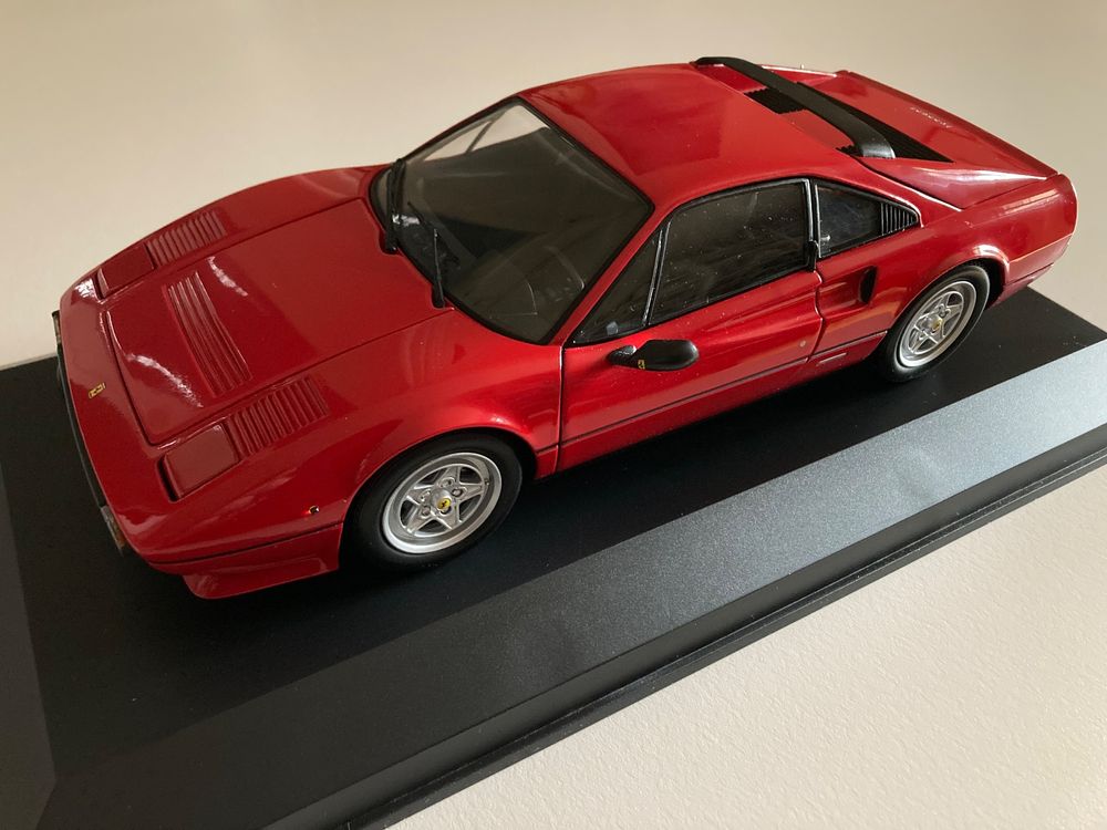 Kyosho Ferrari 308 GTB Quattrovalvole 1:18 | Kaufen auf Ricardo