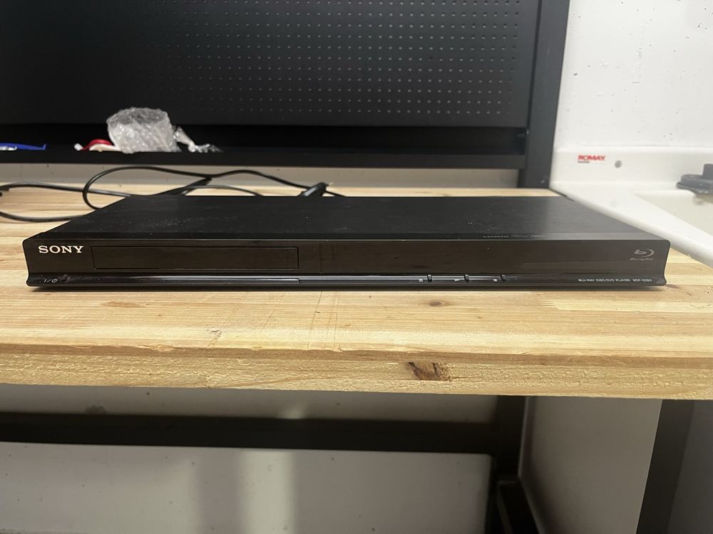 Sony Blu-ray Player. Kaum benutzt. (Gebraucht) in Winterthur für CHF 20 – nur Abholung auf ...