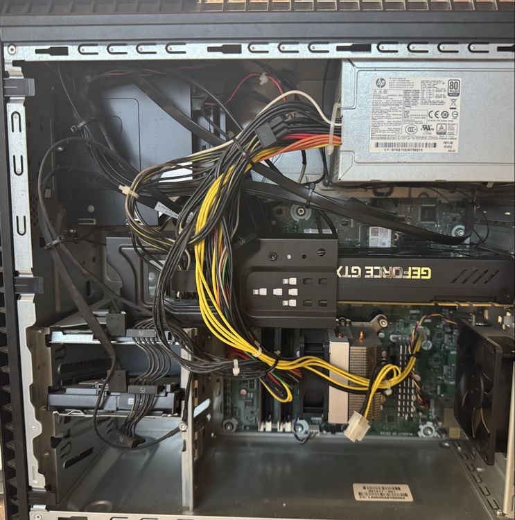 Omen Gaming-PC mit NVIDIA GTX 1070 i7 & Razer Huntsman Mini (Gebraucht ...