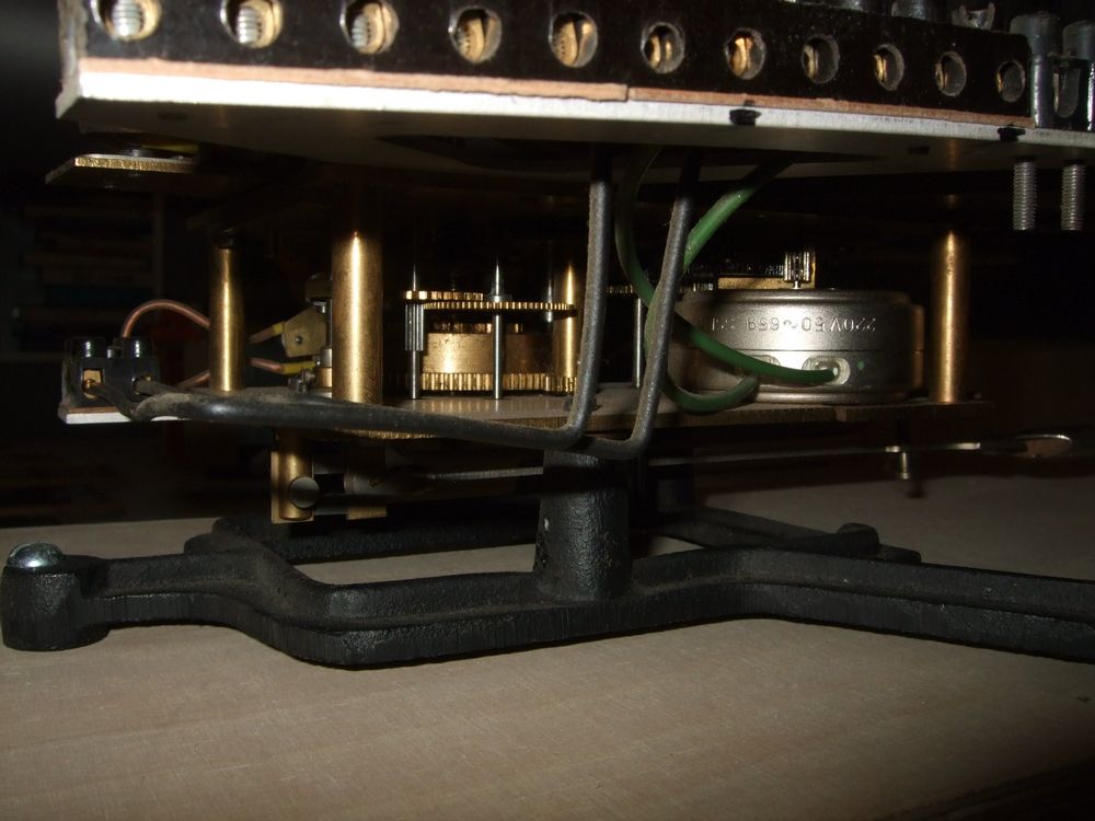 JSGUS Signaluhr, aber nur das Uhrwerk | Kaufen auf Ricardo