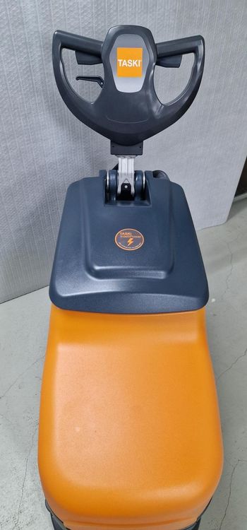 Taski Swingo 455 B Scheuersaugmaschine | Kaufen auf Ricardo