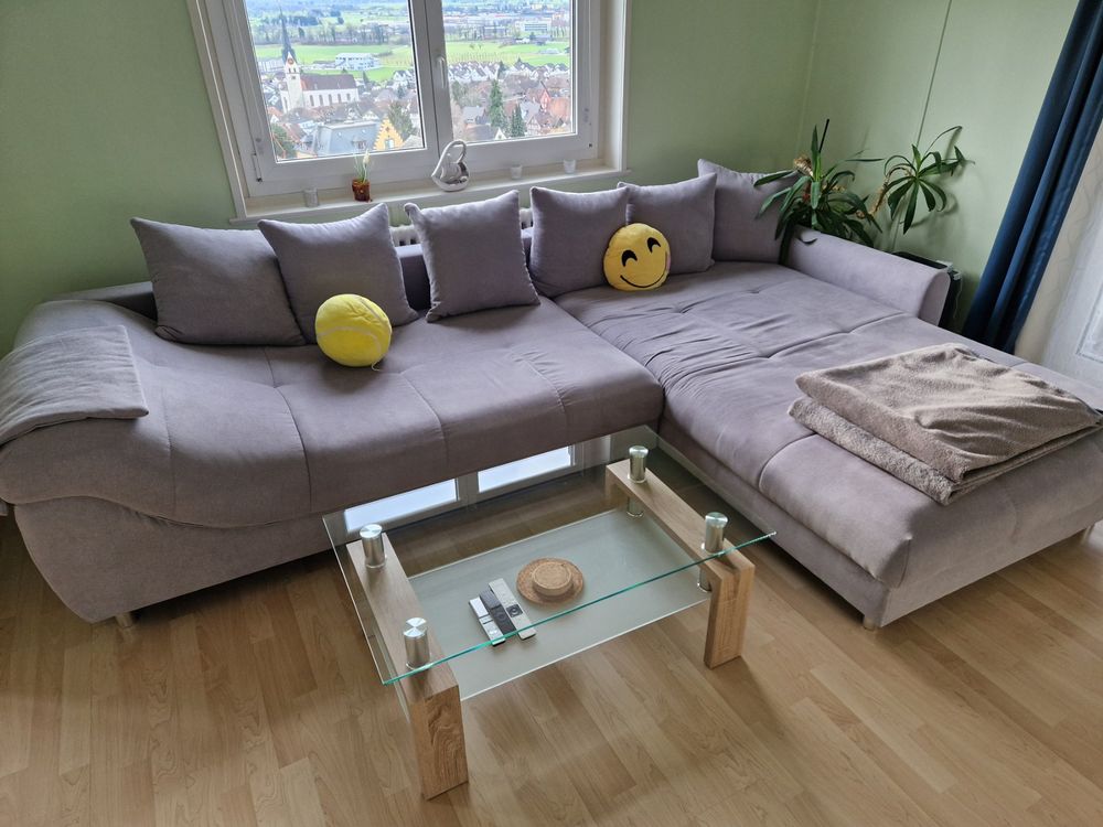 Ecksofa inkl. Tisch | Kaufen auf Ricardo