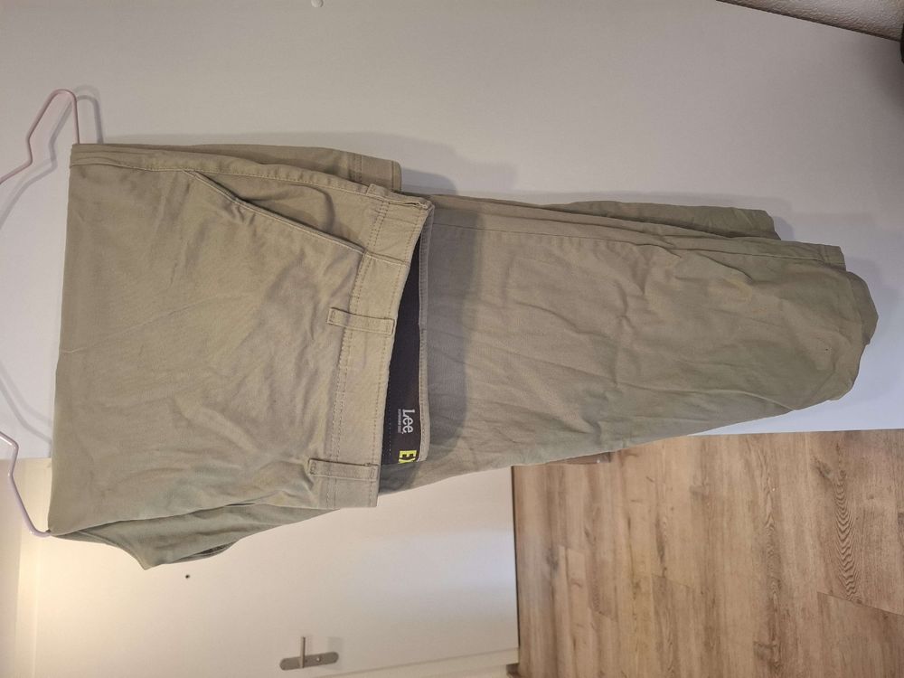 Lee chinos W50 4XL (Gebraucht) in Zürich für CHF 9 – mit Lieferung auf ...