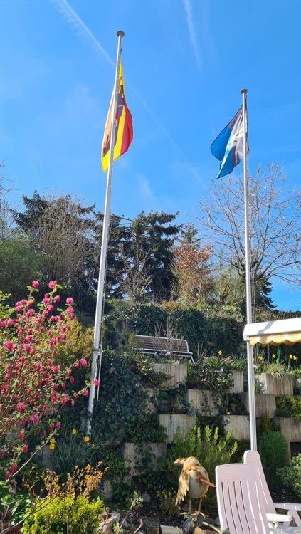 Wunderbar Fahnenstange Zum Schwenken Bilder