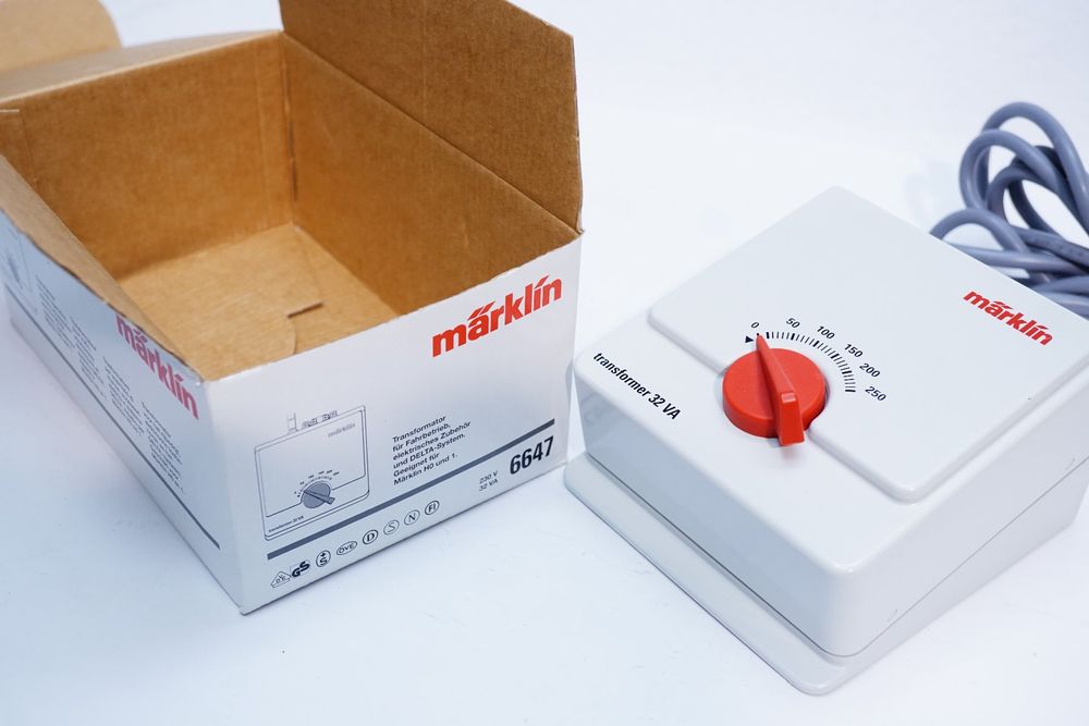 7º Märklin 6647 Trafo 230 Volt 32VA | Kaufen auf Ricardo