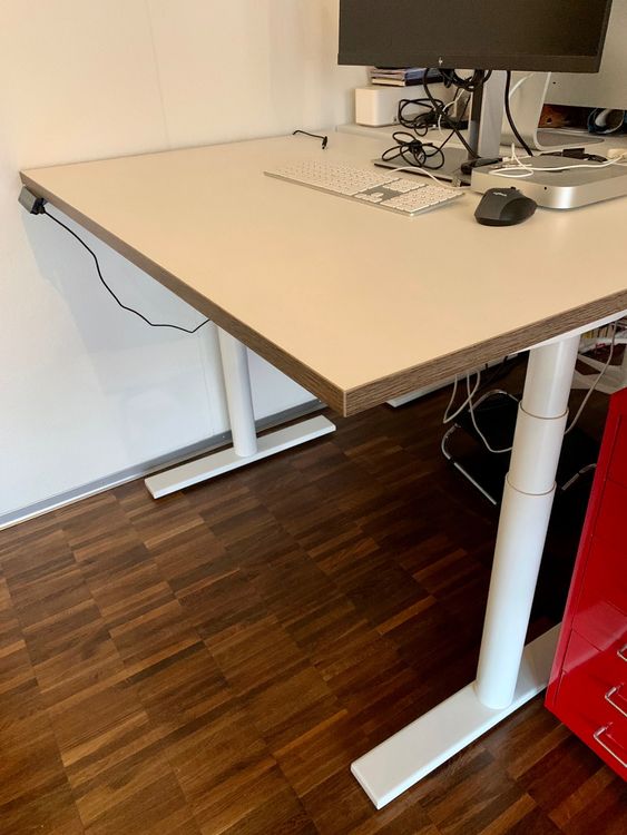Wunderschone Hohenverstellbarer Schreibtisch Gebraucht Fotos