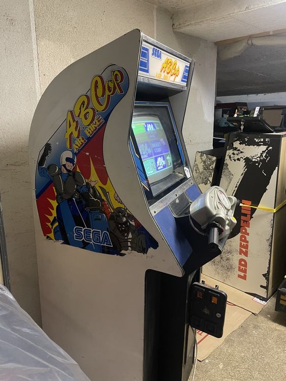 Je vends borne arcade AB cop air bike sega (Gebraucht) in Les Brenets ...