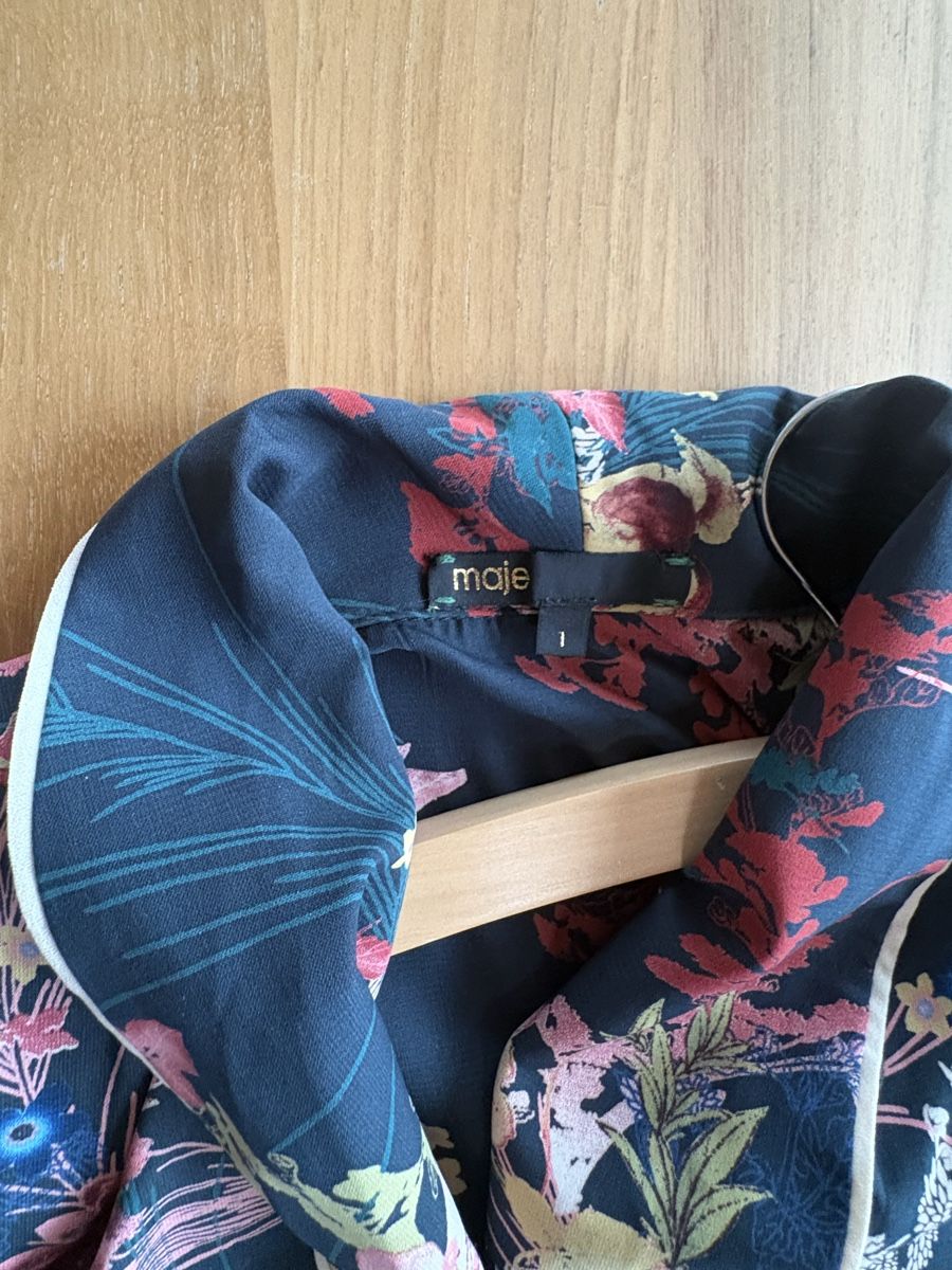 Veste Maje très légère (D'occasion) à Lausanne pour CHF 50 – avec ...