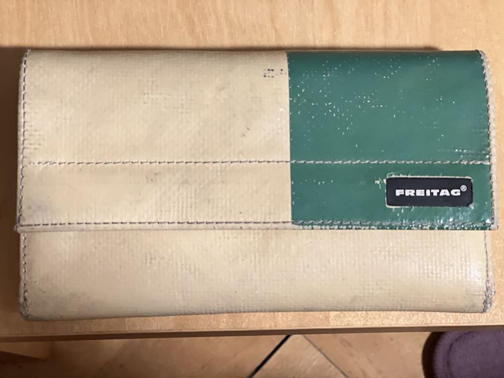 Unique Freitag Wallet, Recycled Truck Tarpaulin, Unisex | Kaufen auf ...