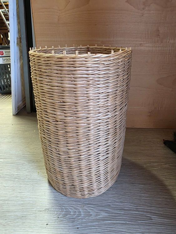 Widen Korb 35 cm x 22 cm Weiden Bast (Gebraucht) in Walterswil BE für ...