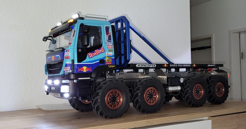 IVECO 8x8 RC-LKW (Crawler) RTR (Neu (gemäss Beschreibung)) in Bottenwil ...