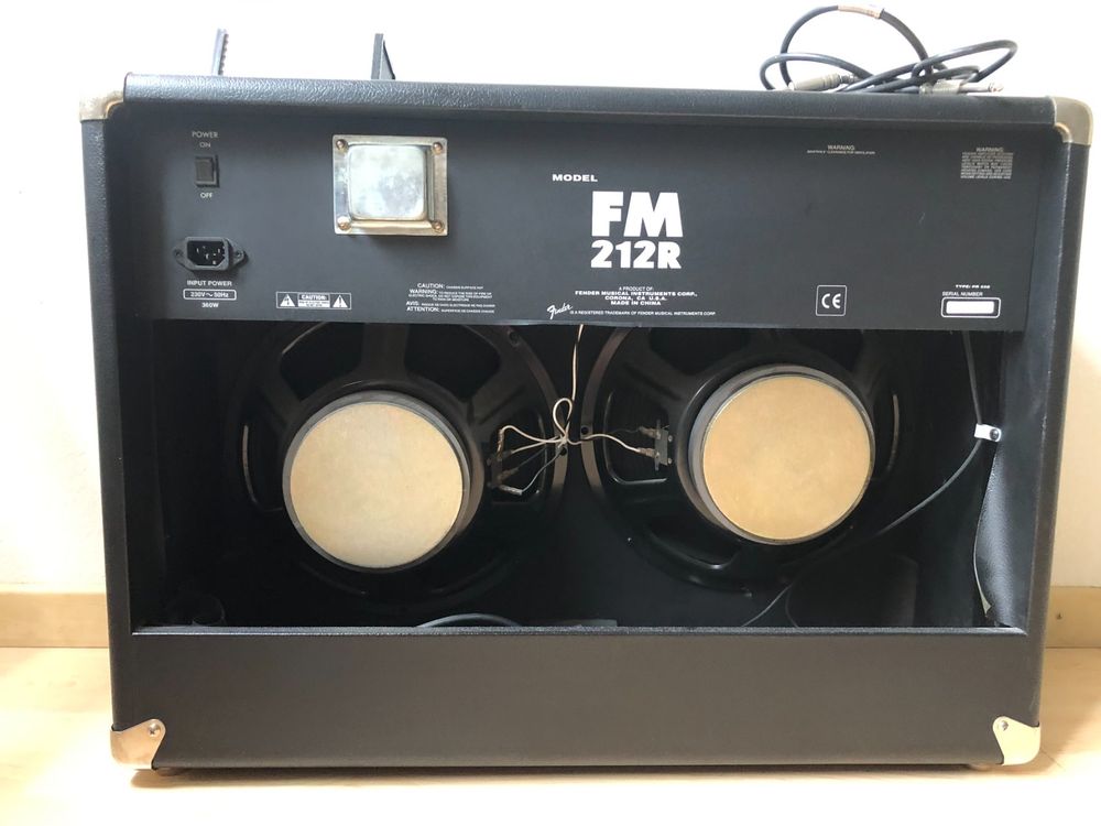 Fender Frontman 212R Amplifier + Footswitch and cable (Gebraucht) in ...