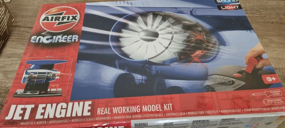 AirFix Jet Engine (Neu und originalverpackt) in Wädenswil für CHF 30 ...