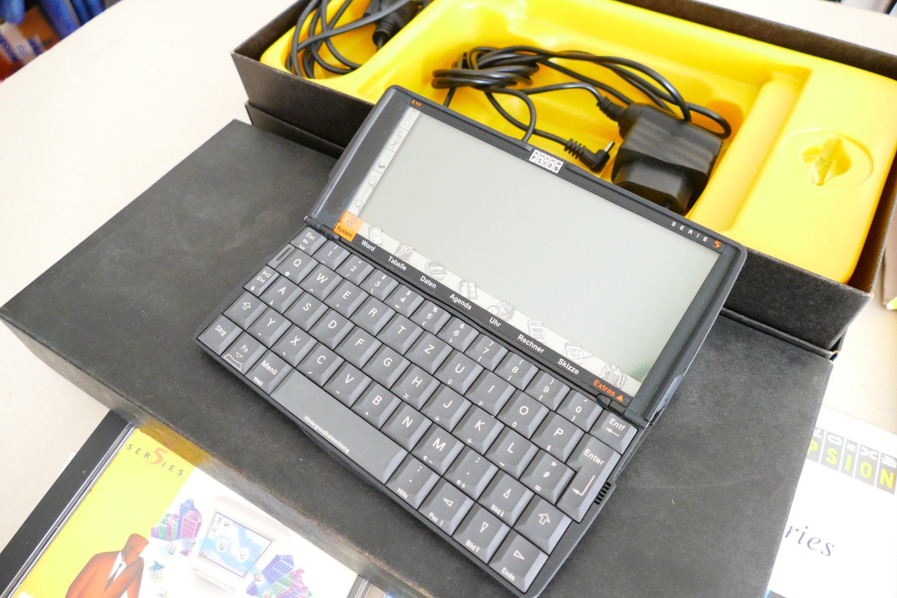Psion Series 5 Handheld Computer, komplett, Rarität! (Gebraucht) in ...