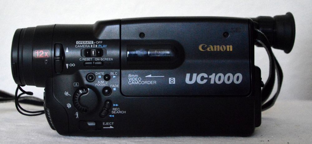 Camcorder Canon UC1000E Video8 caméscope (Gebraucht) in Collonges für CHF 155 – mit Lieferung ...