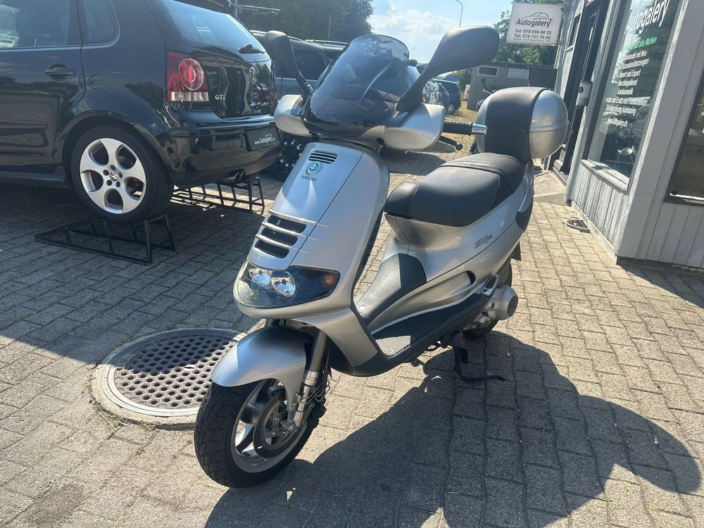 Piaggio SKR 125,Top-Zustand,wenig Km erst 4550, Gepfleg | Kaufen auf ...