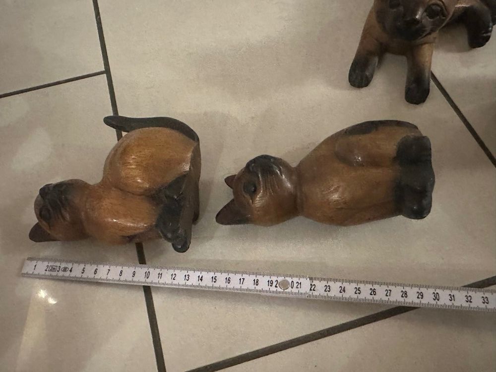 Holz Katzen Deko Figuren Set Katzen Holz Geschnitzt (Gebraucht) in ...