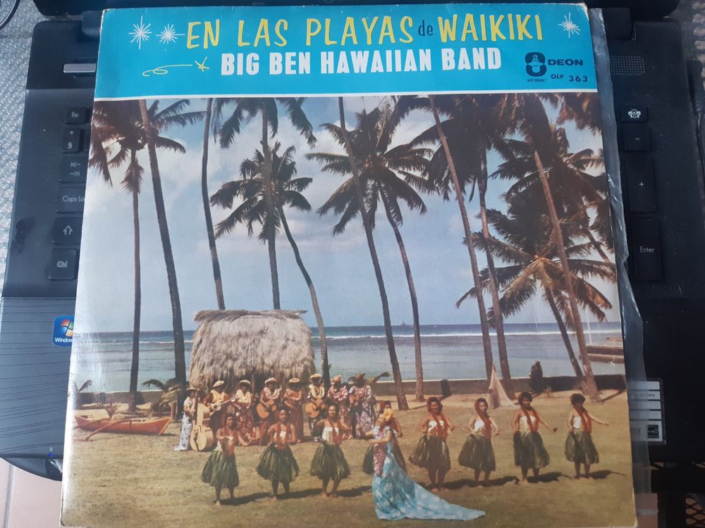 The Big Ben Hawaiian Band - On The Beach At Waikiki (LP) | Kaufen auf ...