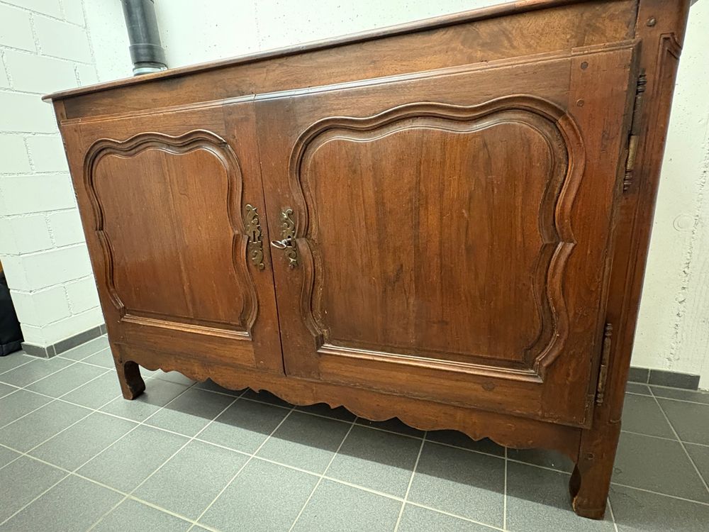 Buffet campagnard Louis XV Buffet aus dem 18. (D'occasion) à Wilen b ...