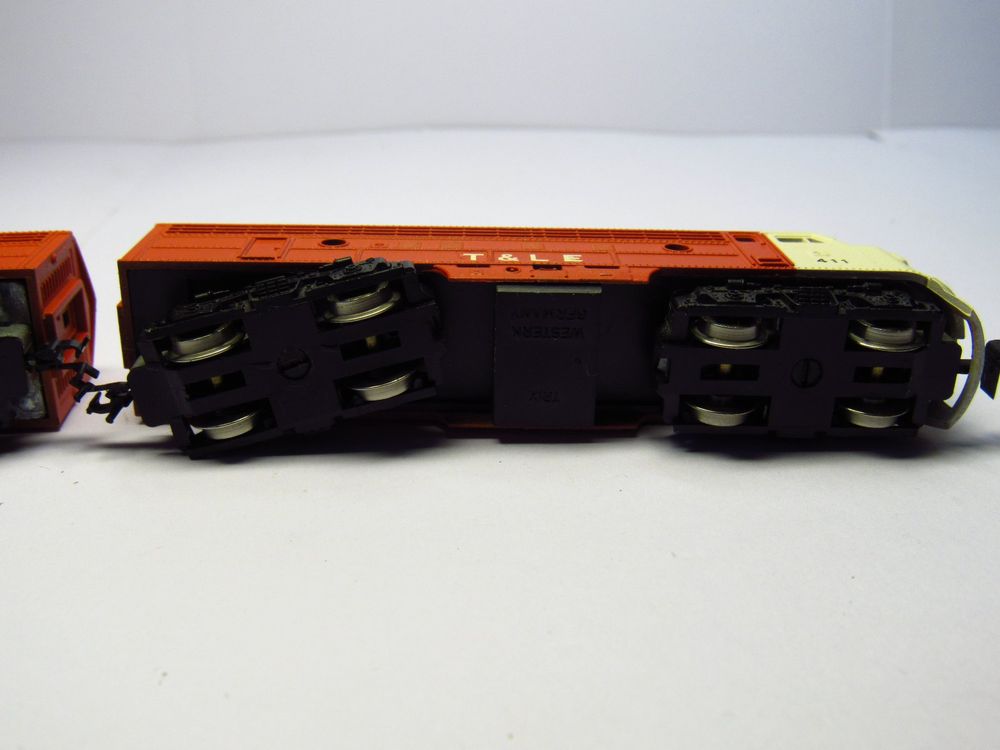 Trix T&LE F7 Lokset (1x angetrieben, 1x Dummy) (Gebraucht) in ...