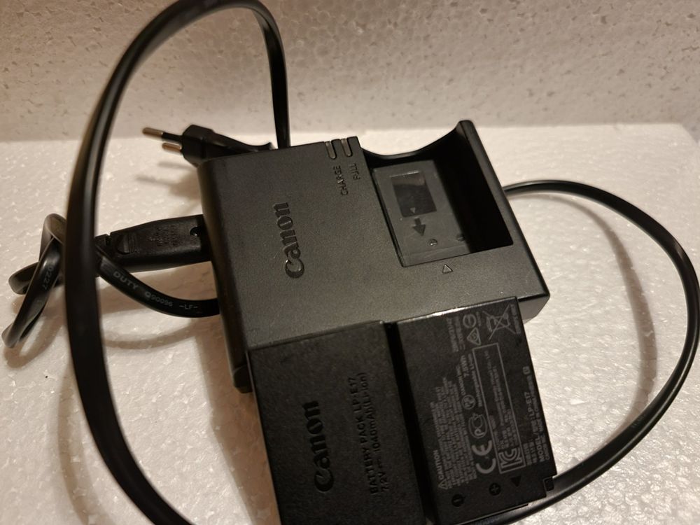 Canon LC-E17E mit zwei Batterien (Gebraucht) in Gockhausen für CHF 25 – mit Lieferung auf ...