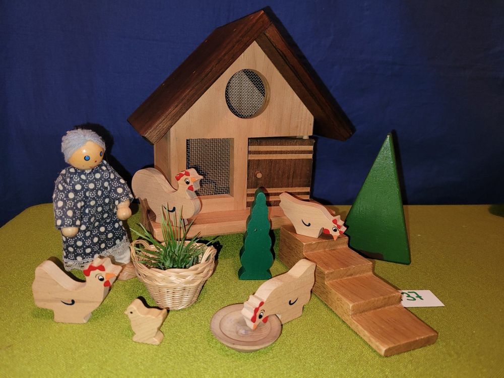 Bauernhof,Hühnerhaus,Holztiere H37 (Gebraucht) in Aarberg für CHF 28 – mit Lieferung auf Ricardo ...