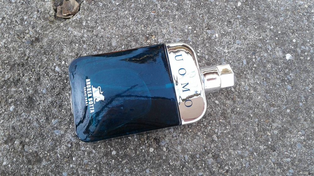 Andrea Botta UOMO Parfüm Liquidation | Kaufen auf Ricardo