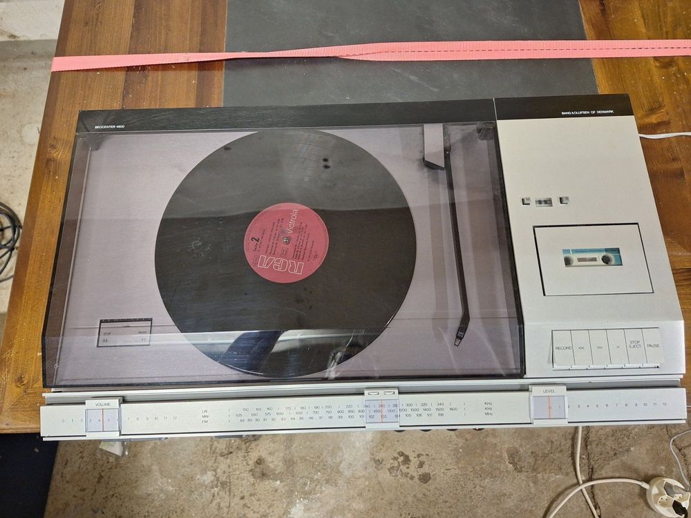 Beocenter 4600 Denmark (Gebraucht) in Zürich für CHF 25 – nur Abholung ...