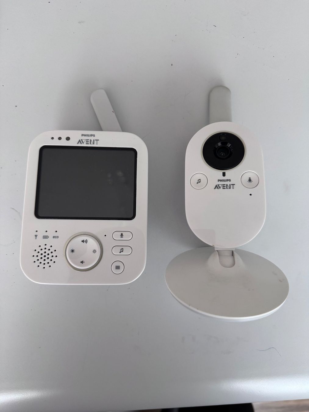 Philips Avent Babyphone mit Bildschirm SCD630 und Halterung (Gebraucht ...