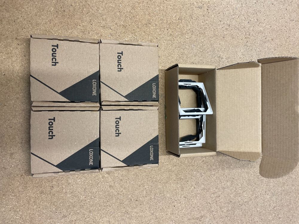 4 Stück Loxone Touch Tree weiss - Neu inkl. 4 Feller Adapter | Kaufen ...