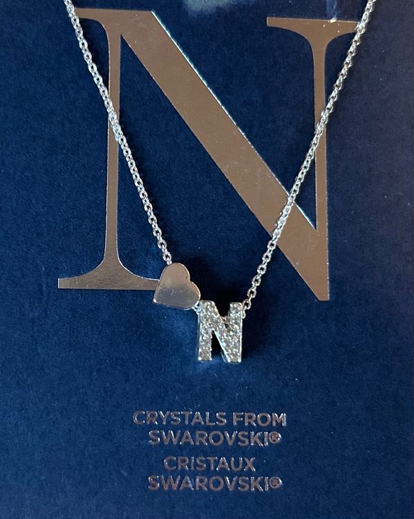 SILVER PLATED Halskette Buchstabe „N“ Swarovski-Kristalle 💎 (Neu und originalverpackt) in ...