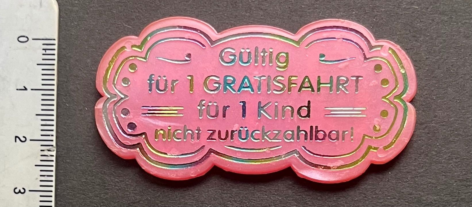 Pinky Kinder- Karussell/ Plastikmarke, Token für 1 Fahrt (Gebraucht) in ...