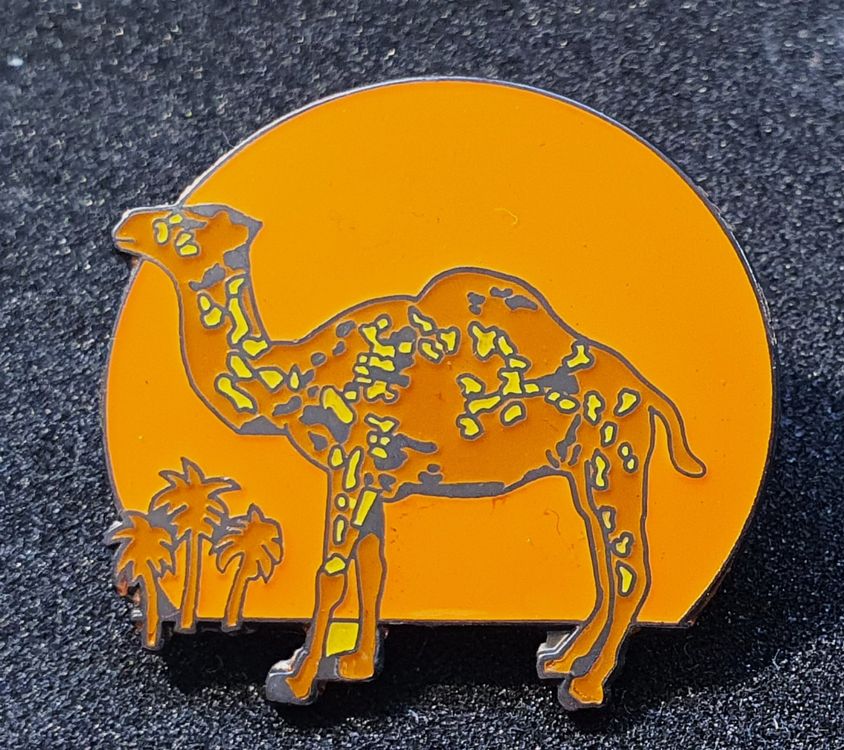 S902 - Pin Camel Kamel Wüste Palmen Nr. 575/999 | Kaufen auf Ricardo