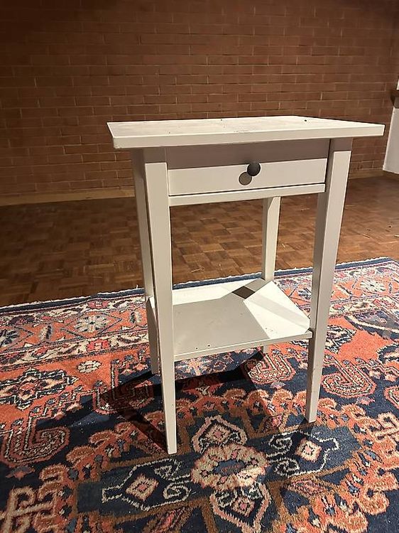 IKEA Hemnes Nachttisch (Gebraucht) in bern für CHF 20 – nur Abholung auf Ricardo kaufen