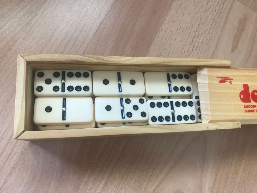 DOMINO 5+ (Gebraucht) in für CHF 5 – mit Lieferung auf Ricardo kaufen