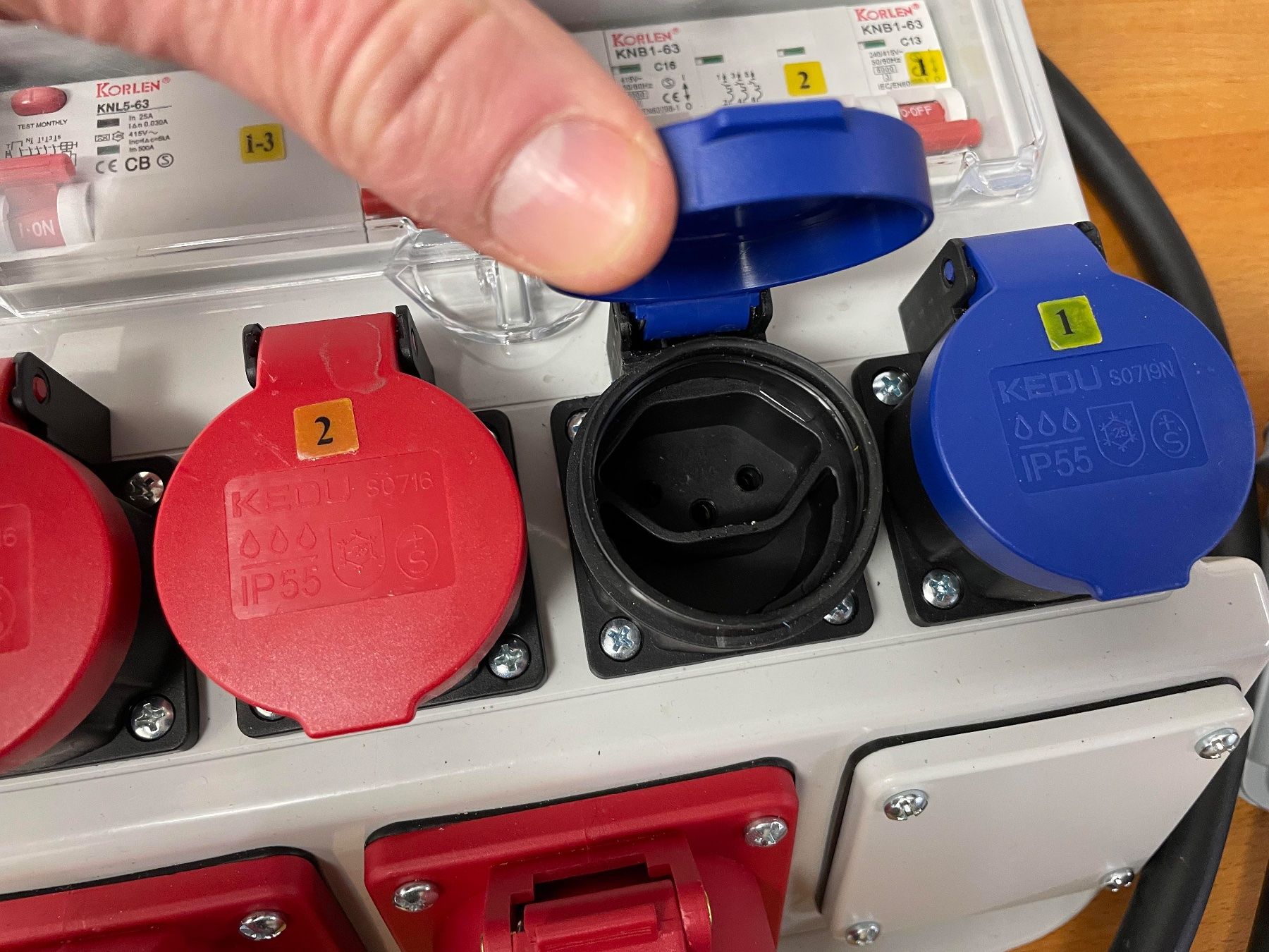 Baustromverteiler | 6x, CEE 16/5, Typ 13, Typ 25 | Top! (Gebraucht) in ...