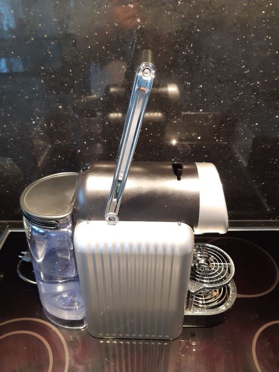 Zenius Pro für Nespresso (Defekt) in Bäretswil für CHF 40 – mit ...