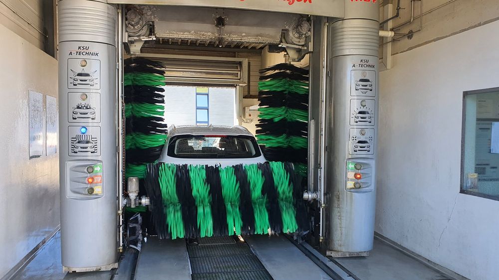 Autowaschanlage Istobal M9+ (Gebraucht) in Triengen für CHF 2 – nur ...